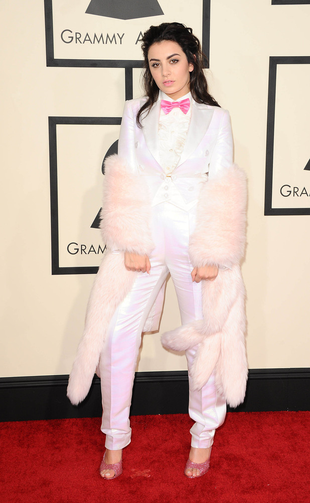 'Fancy' singer Charli XCX stood out in a white Moschino suit with pink ...